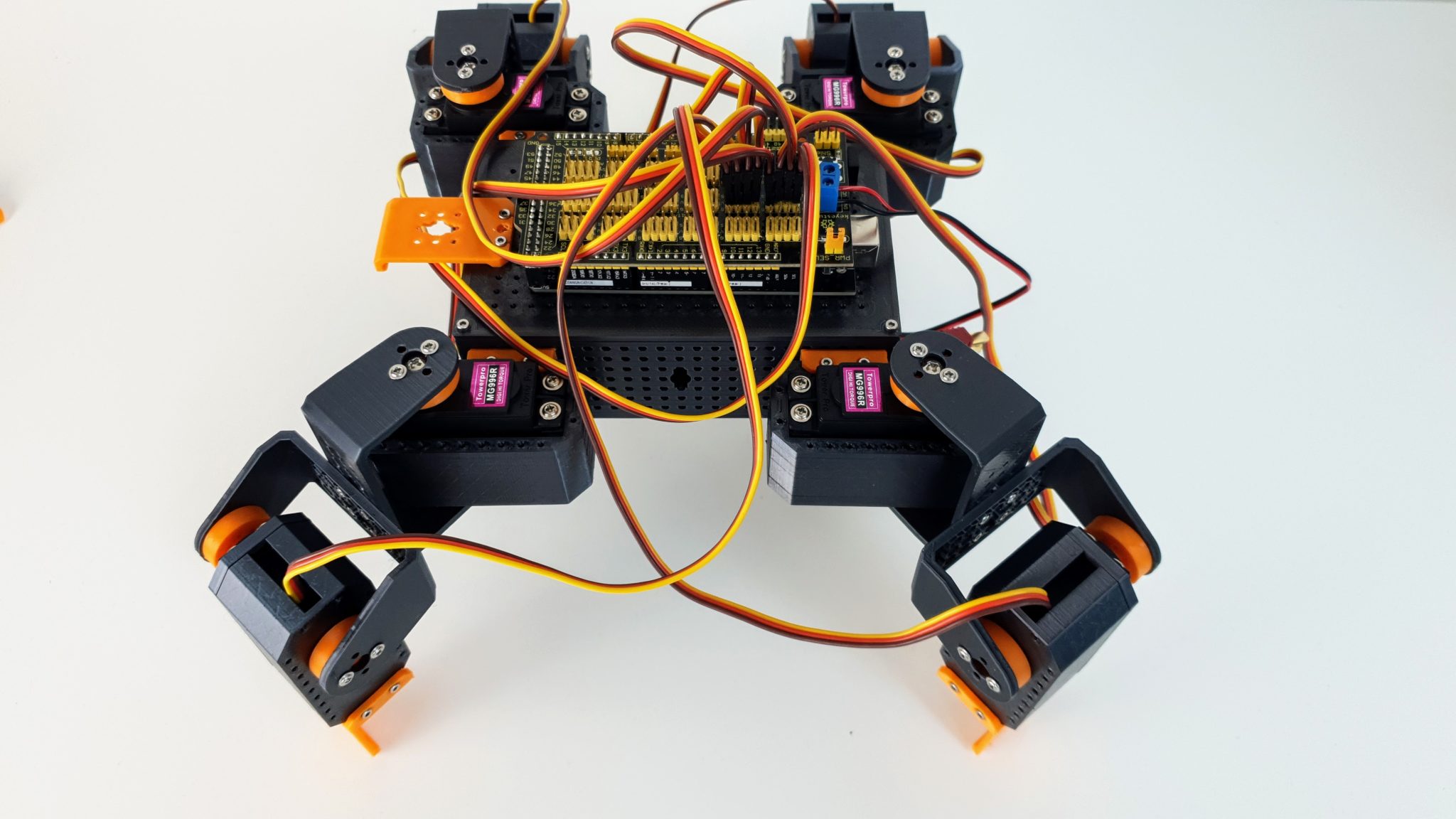 3D Printed Quadruped Robot #YouMakeRobots – YouMakeTech