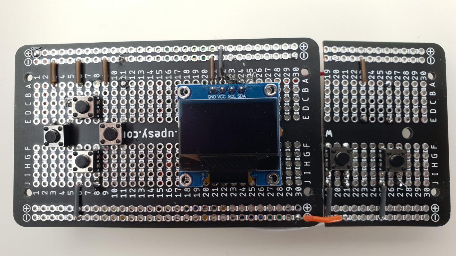 Raspberry Pi Pico Retro Gaming System 🕹️ – YouMakeTech