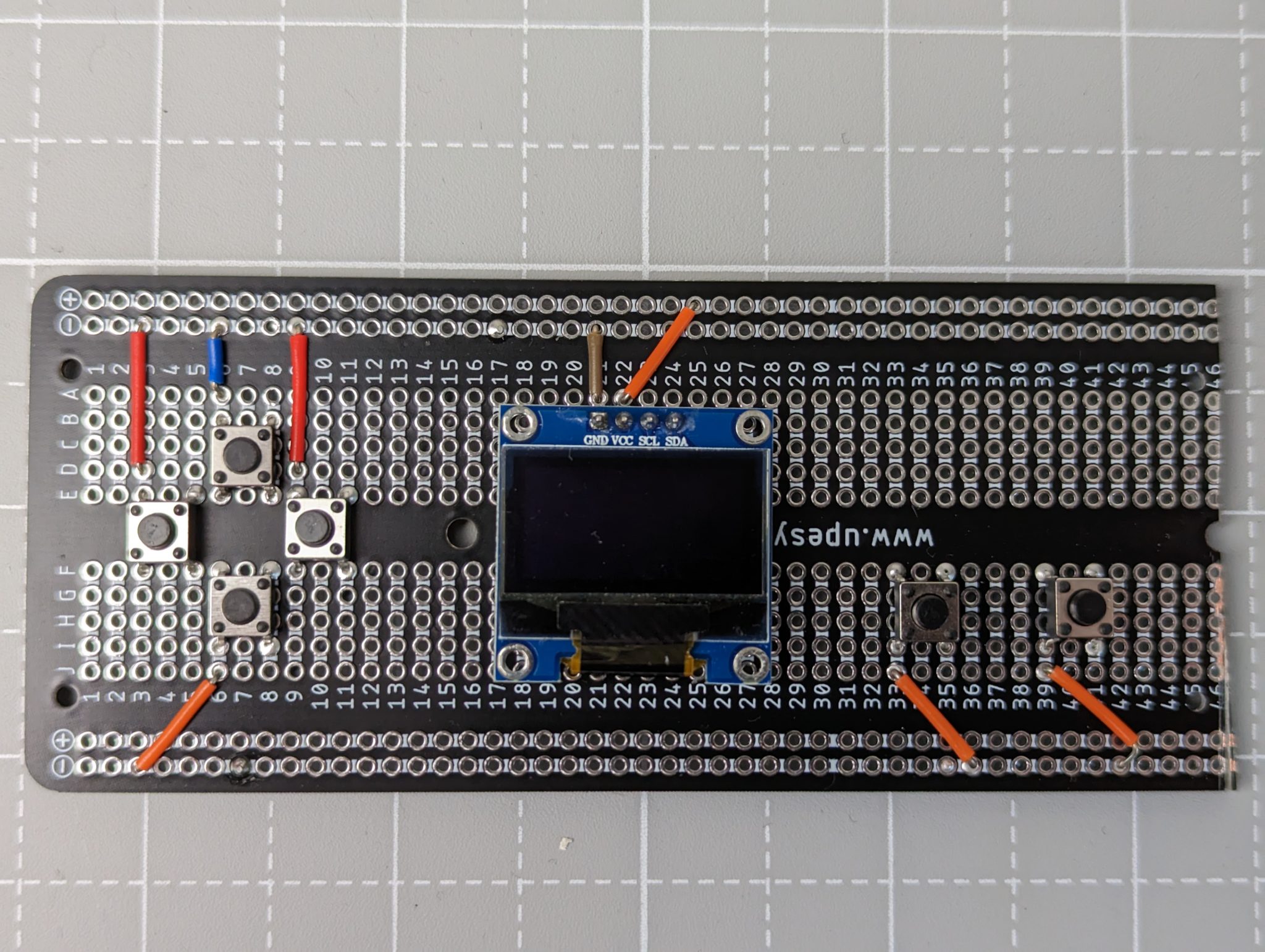 Raspberry Pi Pico Retro Gaming System 🕹️ – YouMakeTech